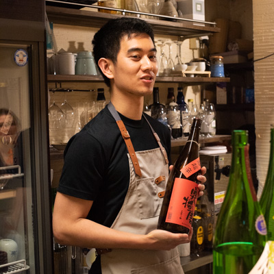 Sake Tasting Class at Sake Bar Doron in Tokyo